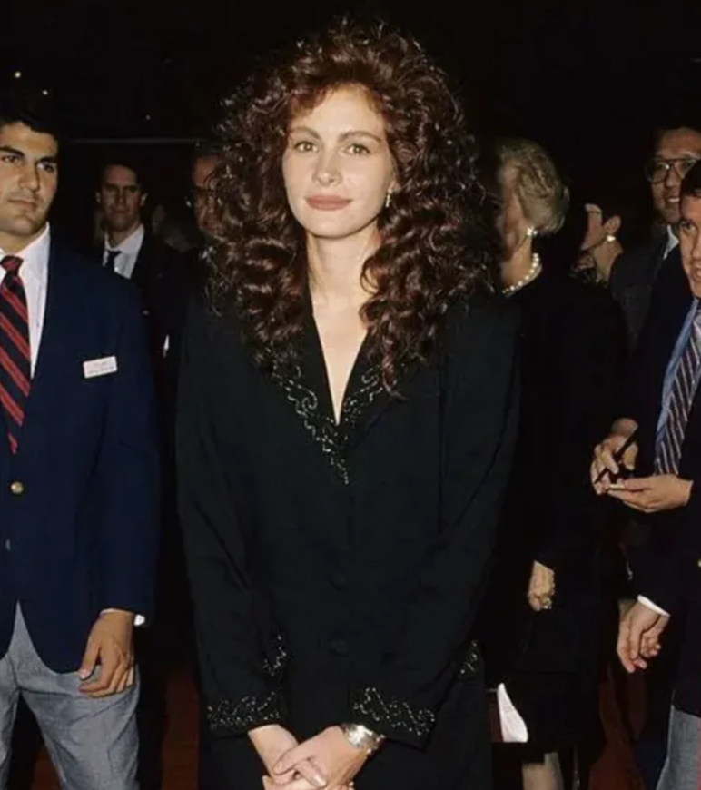 Hazel Roberts, Julia Roberts’ 16-year-old daughter, makes her Red ...