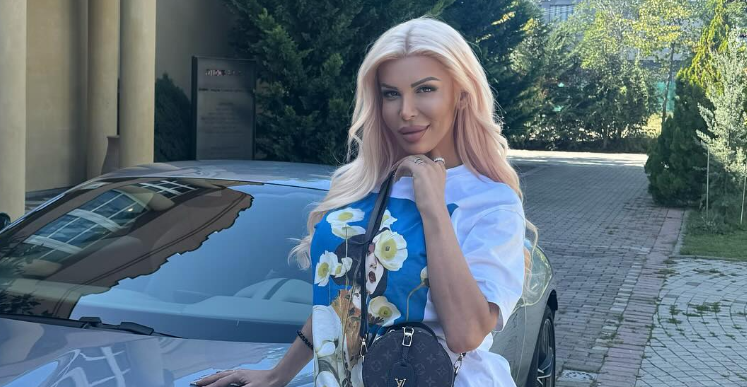 Edona ironizon seriozisht me Brikenën - Billbordi.com